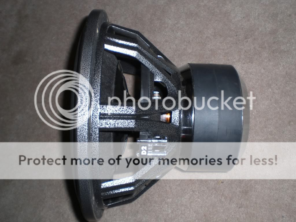 Couple o subs 4 sale.. IDmax and Treo SSi | DIYMobileAudio.com Car ...