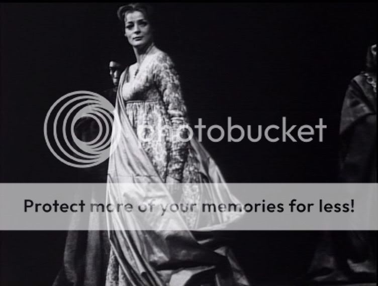 The Friday Spam: Dresses and Gowns: damemaggiedaily — LiveJournal