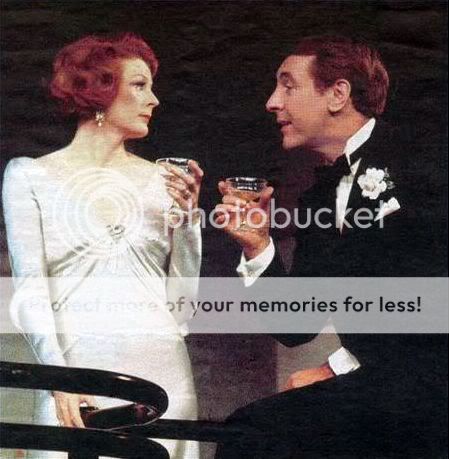 The Friday Spam: Dresses and Gowns: damemaggiedaily — LiveJournal