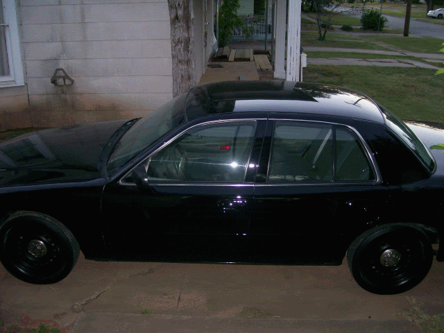 Post Pics of your p71's 98-current: Post em up | Members' Cars ...